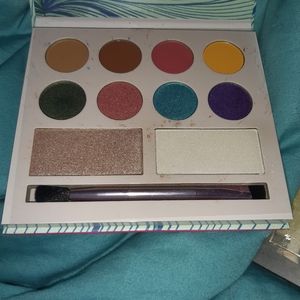 Laura Sanchez | Makeup | Laura Sanchez Moods Palette | Poshmark